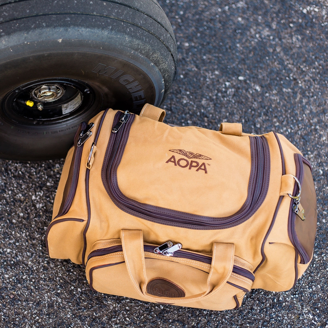 AOPA Bush Pilot Duffel Bag – Flight Outfitters